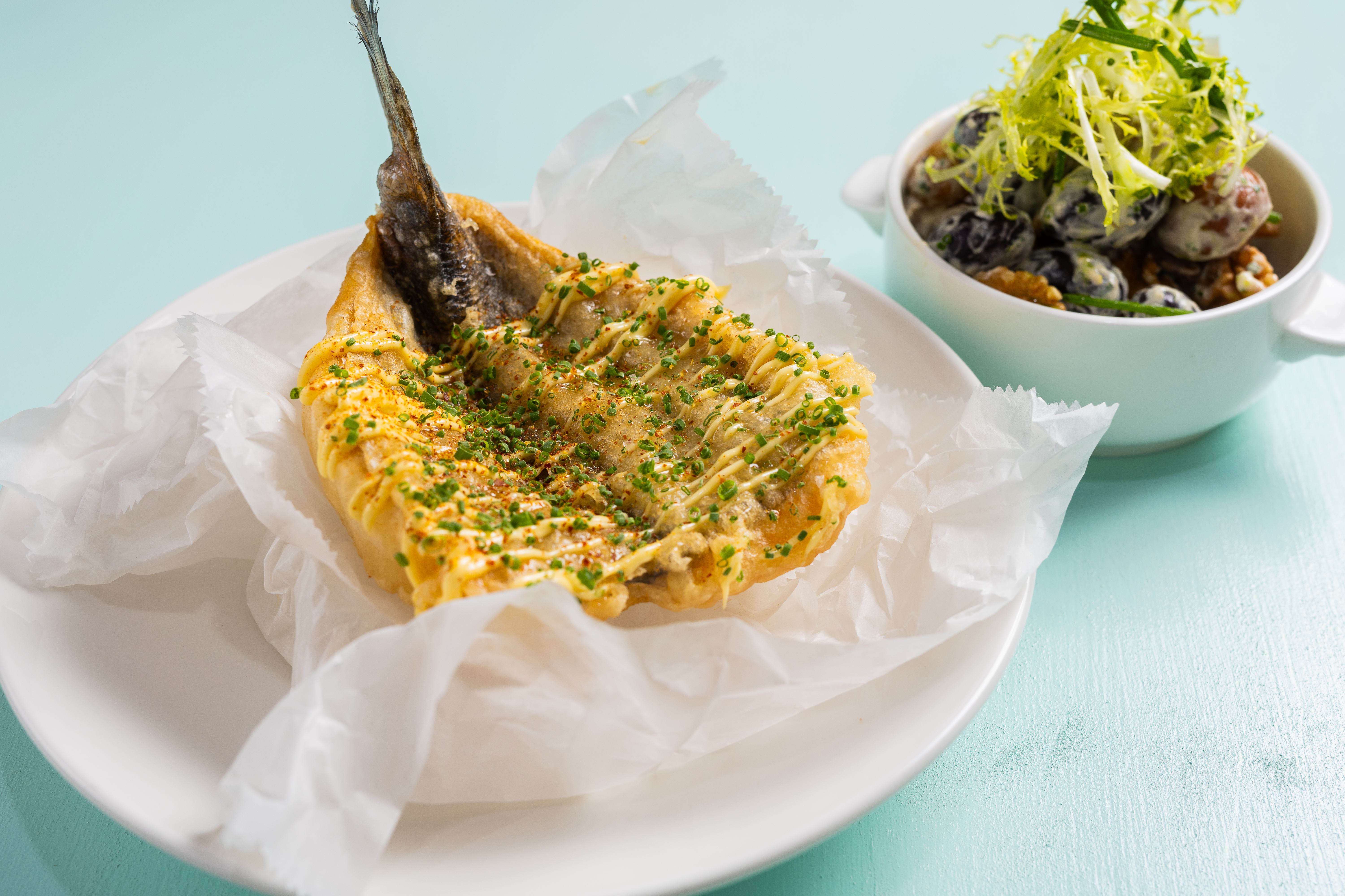 A Michelin-Starred Chef Opens a Seafood-Focused Bistro with Midwestern ...