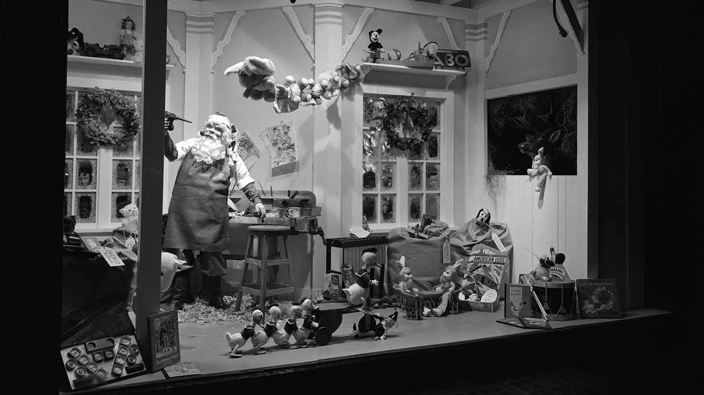 Photo of the Week: A 1943 Marshall Field’s Christmas Window Display ...