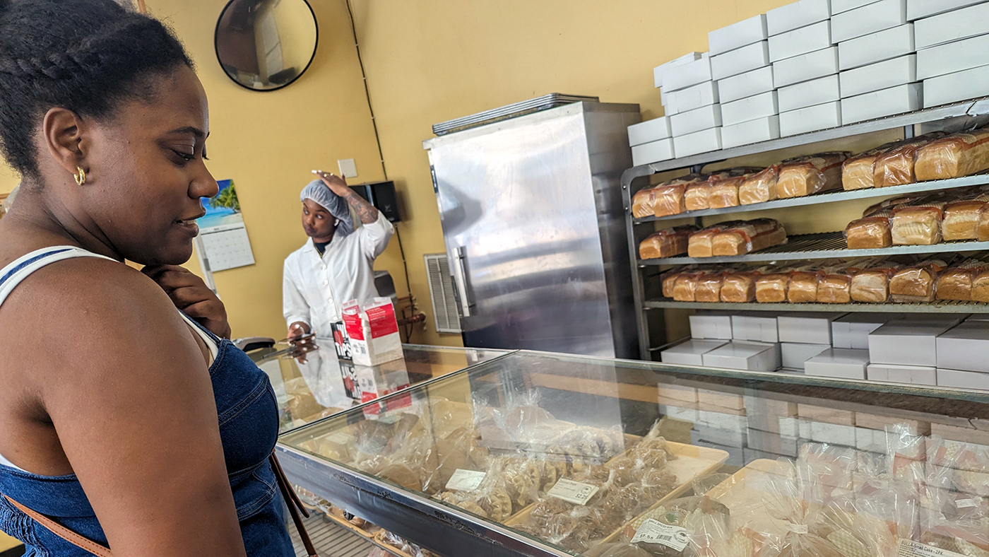 Exploring Caribbean Baking in Chicago with the Baker of Jamaican ...