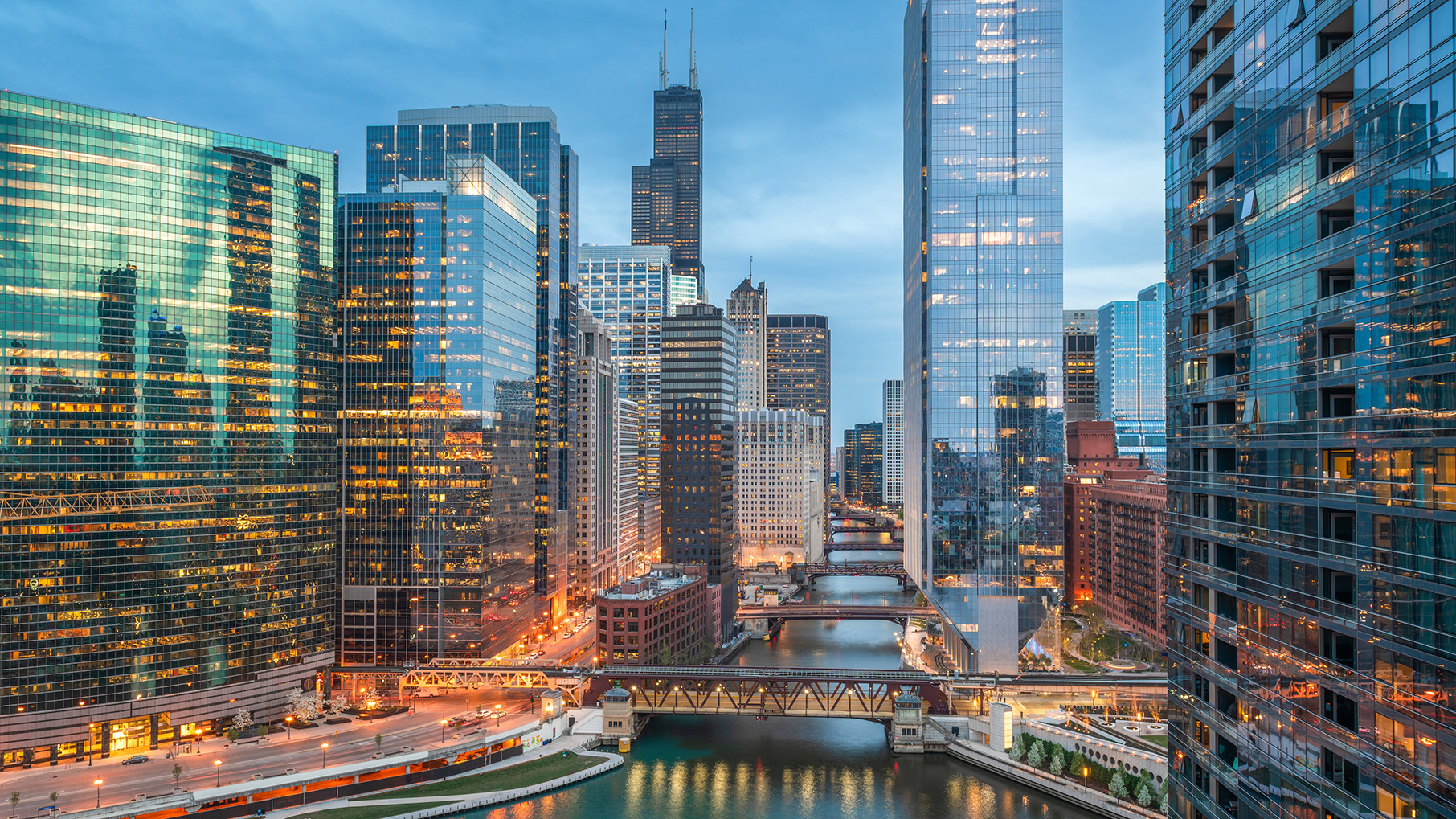 Take a Look Back at 2025 Headlines With Our Year-End Chicago News Quiz ...