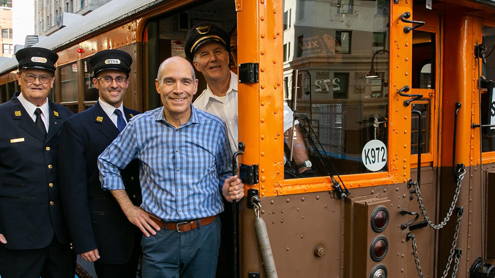 Geoffrey Baer Chicago by 'L' Screening | WTTW Chicago