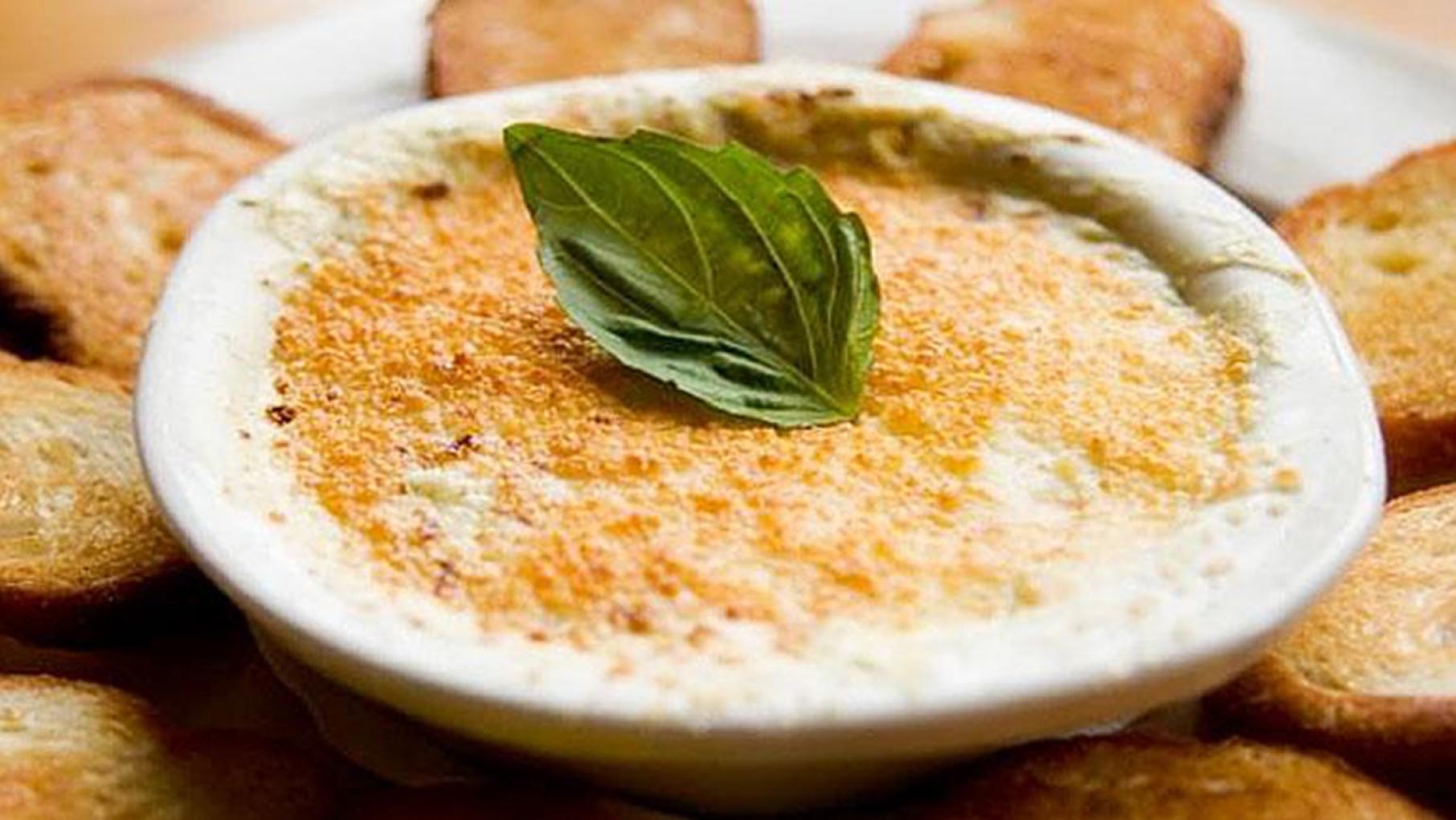 Baked Artichoke Dip from Uncommon Ground | WTTW Chicago