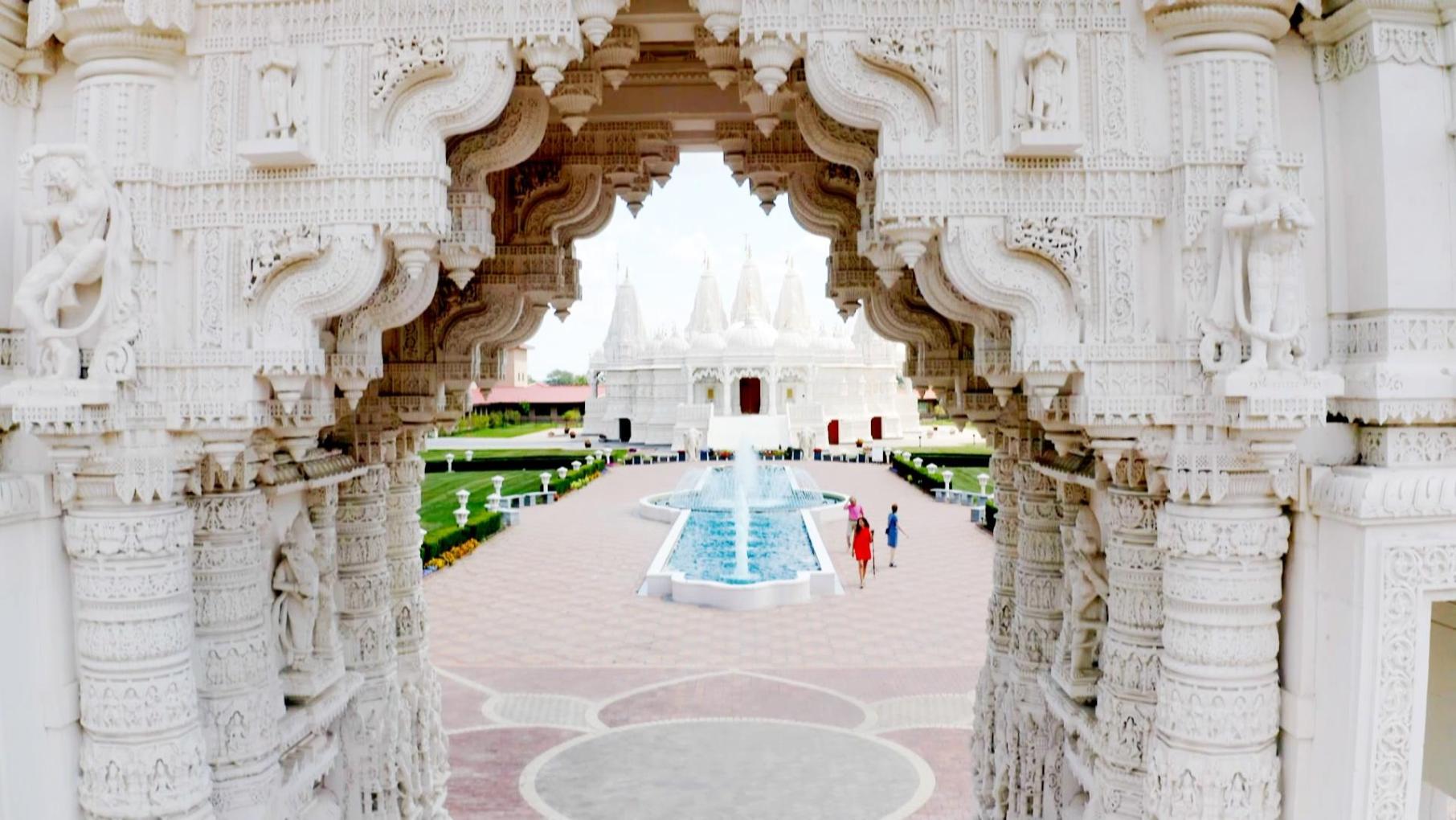 Watch | The Most Beautiful Places in Chicago with Geoffrey Baer | WTTW ...